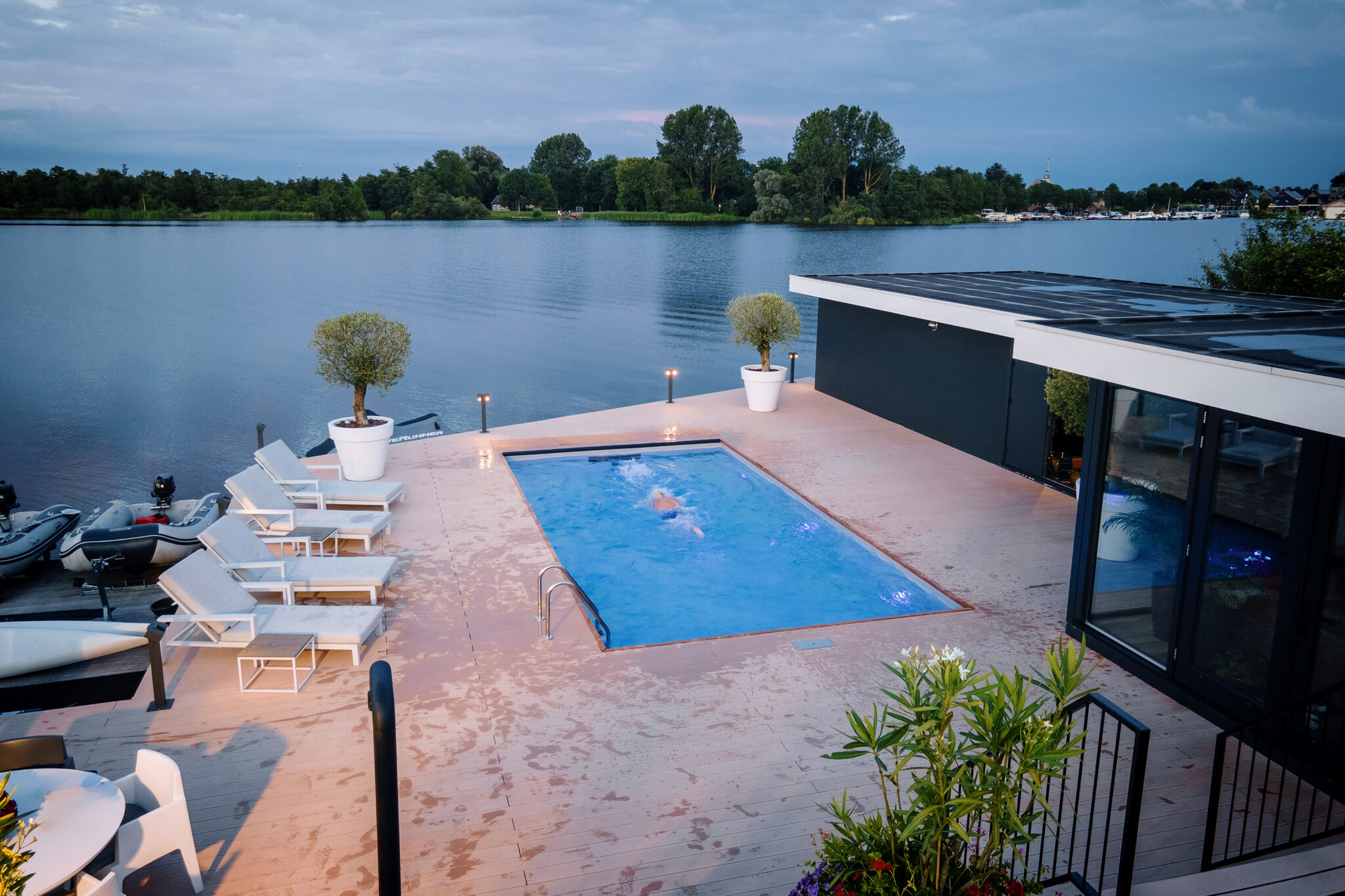 PPG Spotlight: EVA Optic & EVA Stream - ZwembadenPro ...